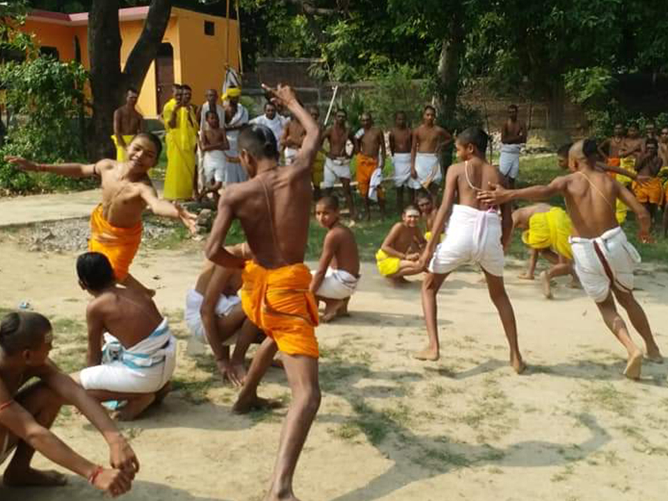 धर्मसम्राट स्वामी श्री करपात्री स्मृति कीर्ति संस्थानम – वेदपाठशाला ...